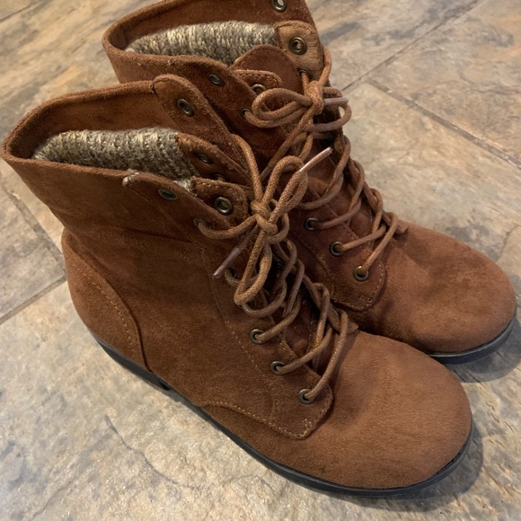 Arizona Jean Company | Shoes | Arizona Ankle Boots | Poshmark